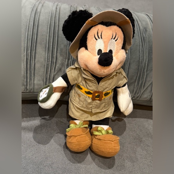 Disney | Toys | Disney Parks Authentic Original Minnie Mouse Safari ...